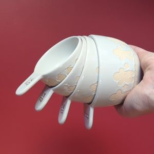 Rae Dunn | Accents | Bakehouse Gingerbread Man Measuring Cup Set ...